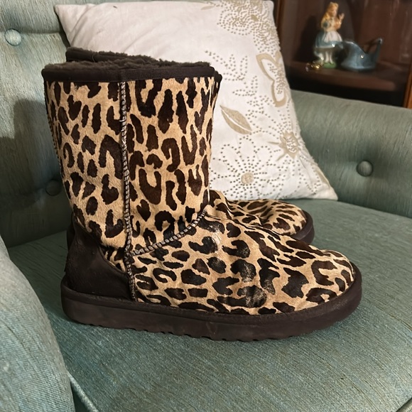 UGG | Shoes | Ugg Sheepskin Leopard Print Boots | Poshmark